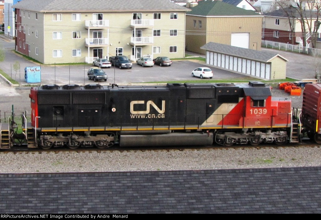 CN 1039 SD70 sub lettered IC